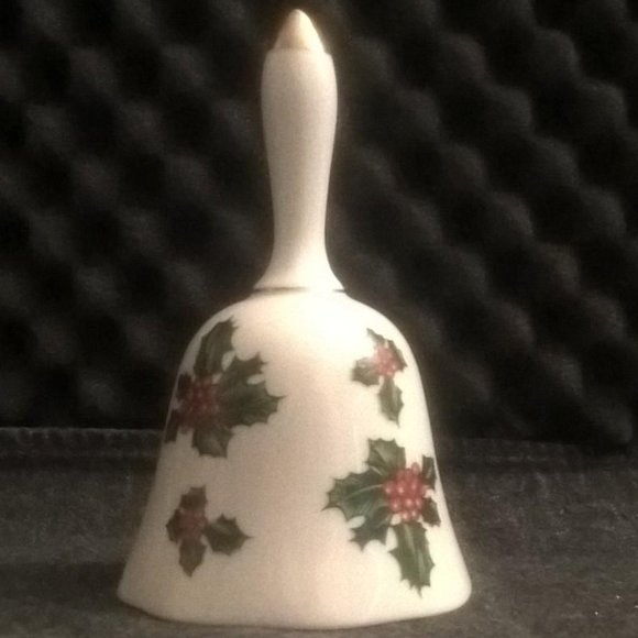 Lefton | Holiday | Vintage Lefton Christmas Bell Hand Painted Holly ...